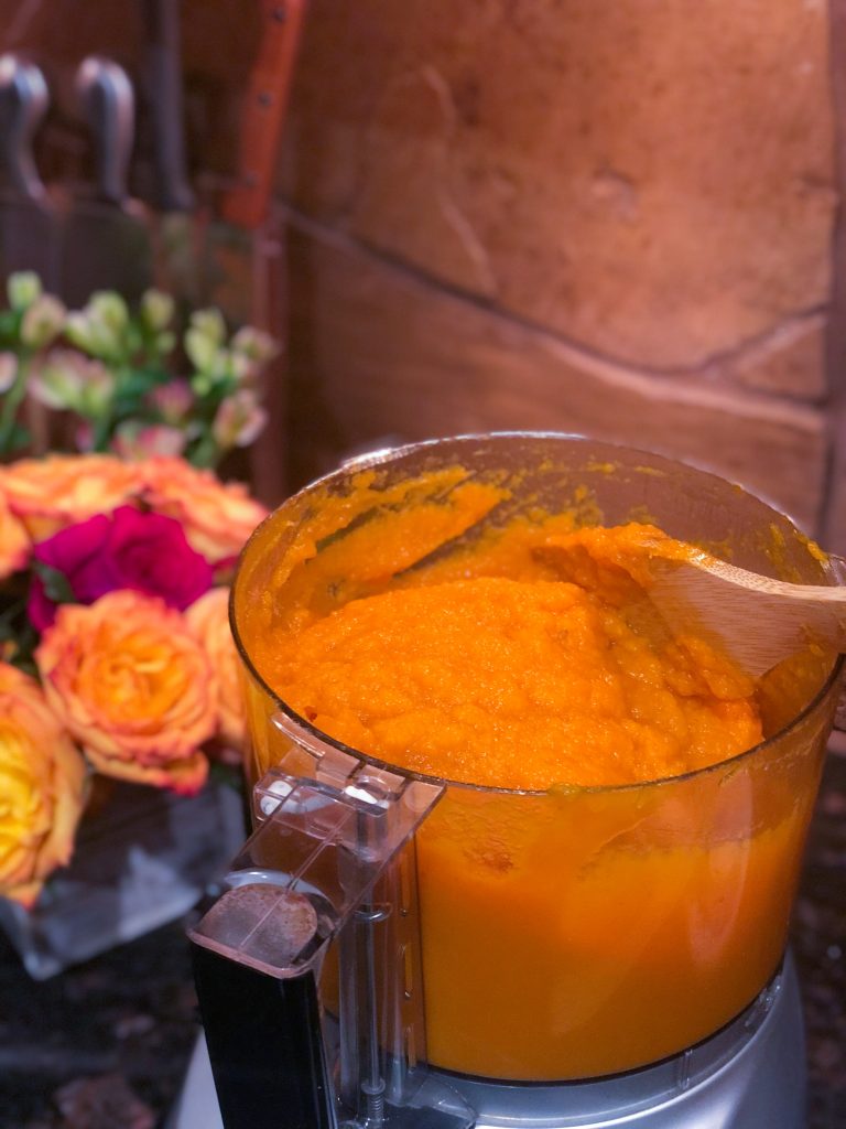 Homemade Fairytale Pumpkin Purée - The Rose Table
