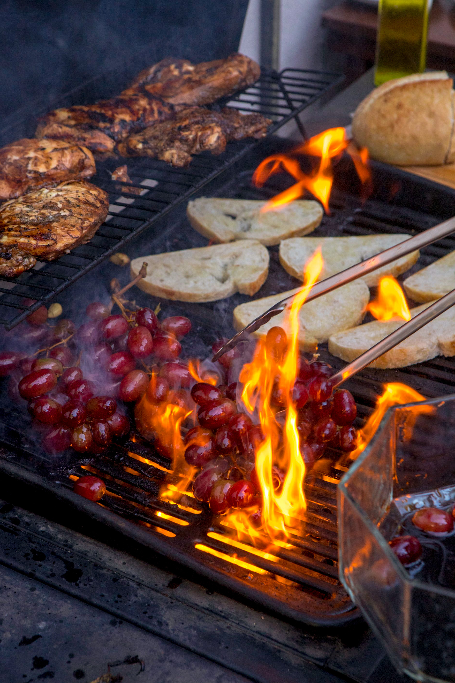 Balsamic Grilled Grapes - The Rose Table